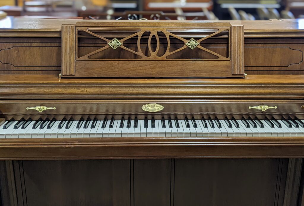 Wurlitzer Spinet #1627479 - DC Piano Company